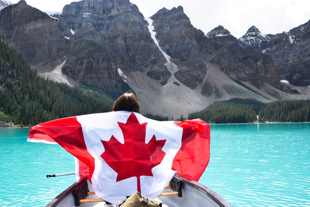 The Ultimate Canada Bucket List: 22 of the Most Iconic Things To Do ...