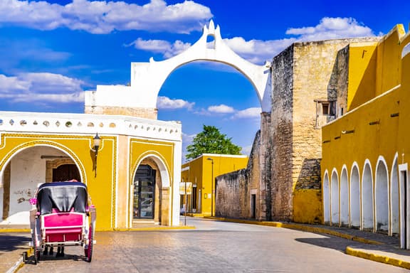 Everything You Need To Know About the New Train That Connects Mexico’s ...